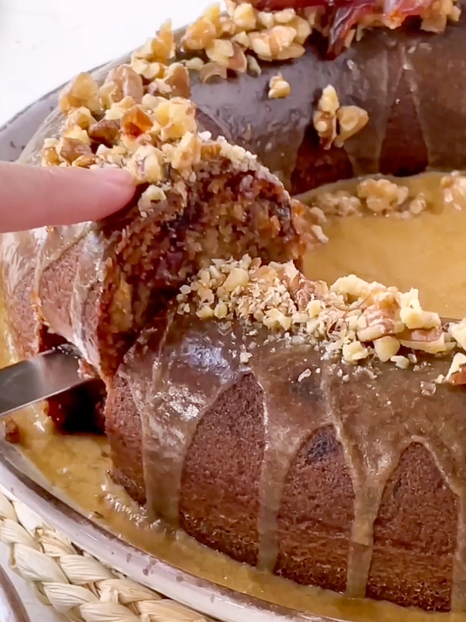 Medjool Coffee Cake Recipe | Linah Farms