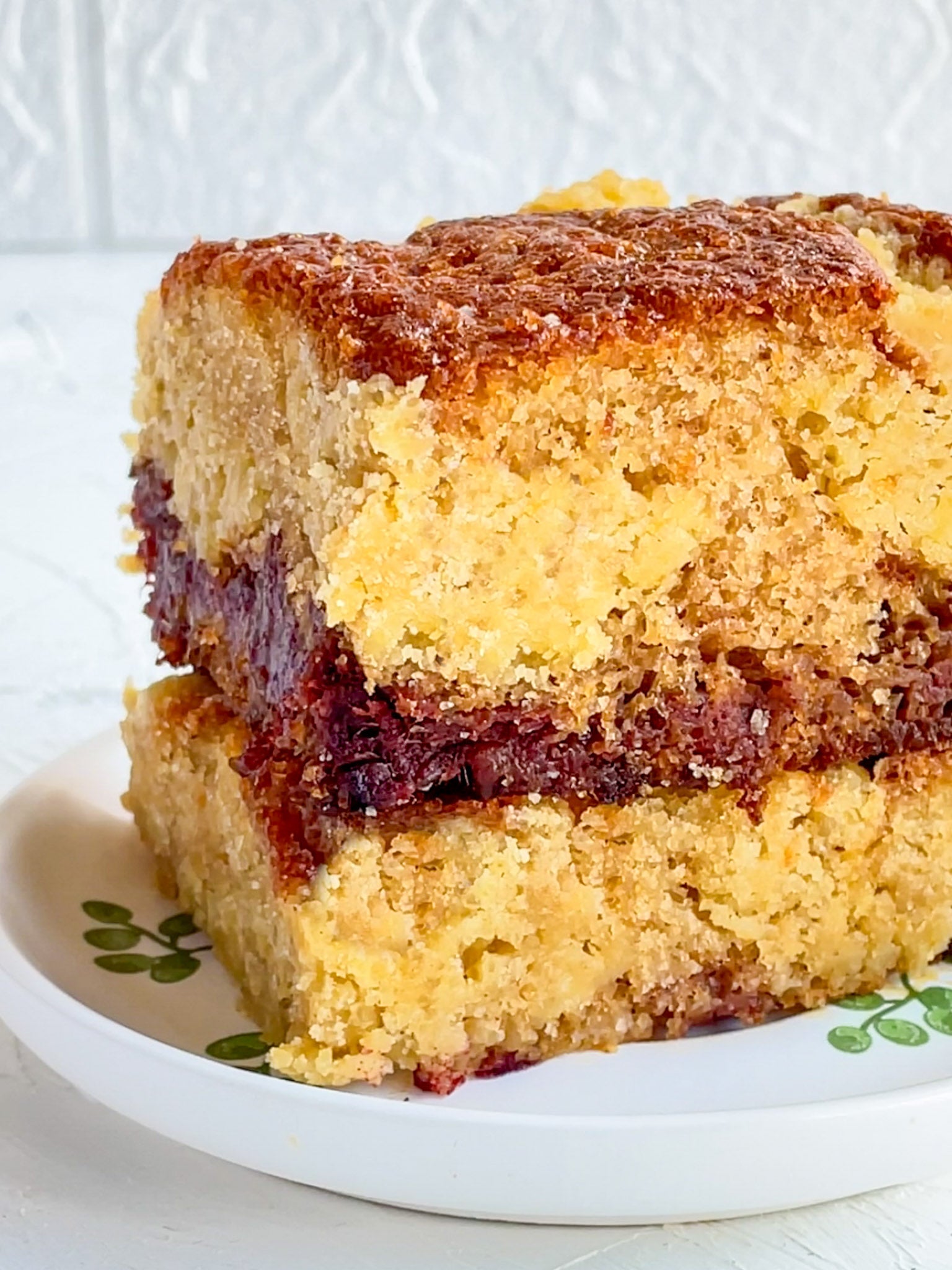 Medjool Date Crumble Cake Recipe | Linah Farms